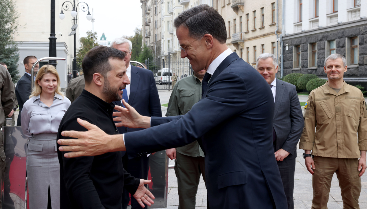 New NATO Secretary-General Mark Rutte visited Ukraine. He aims to build on Stoltenberg's support ...